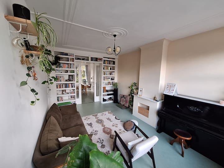 Ruim, Gezellig En Centraal Huis. - Lahey