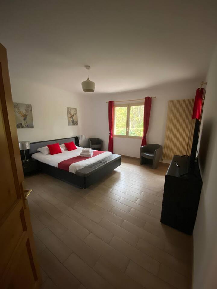 Suite 2 Chambres Avec Balcon - Forges-les-Eaux