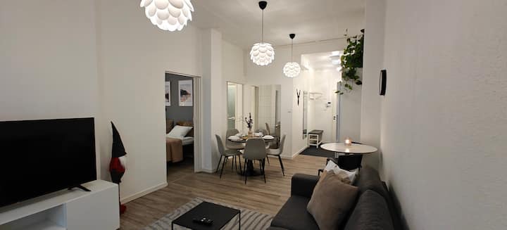 Arctic Cityhome-snowy Cloudberry - Laponie