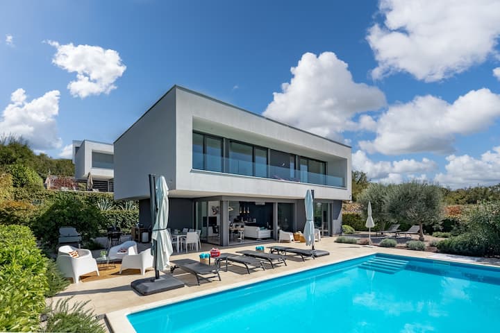 Villa Luxor With Heated Pool - Malinska