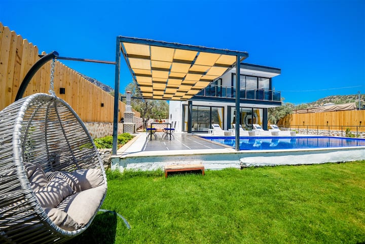 Kalkan Ulugöl'de 4 Kişilik Muhafazakar Villa - Kalkan