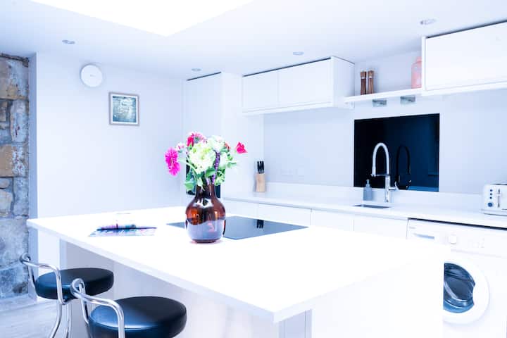 Luxury Canalside Cottage Lancashire Near Blackpool - Preston