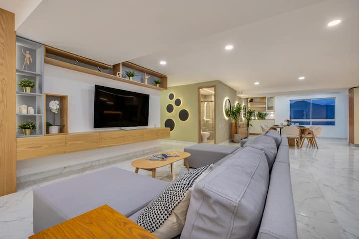 Opulent And Luxury 4 Bedroom - Sabaneta