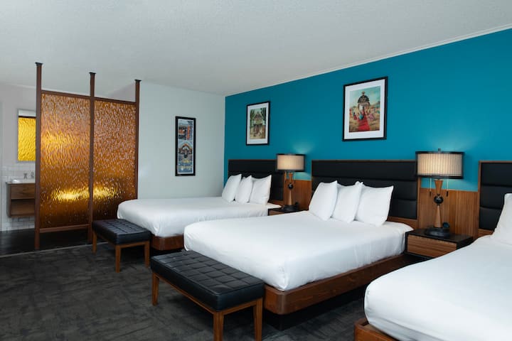 Nostalgic Stay In Bozeman - Bozeman, MT