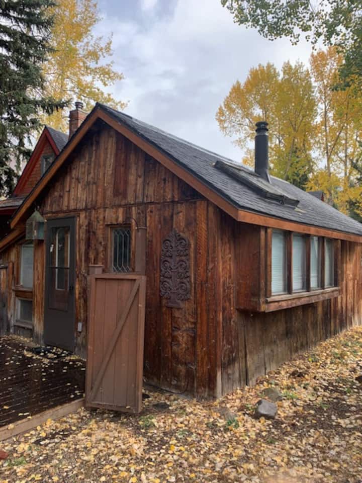 Cozy Ski Cabin In The West End - Aspen, CO
