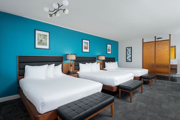 Retro Charm In Bozeman Awaits - Bozeman, MT