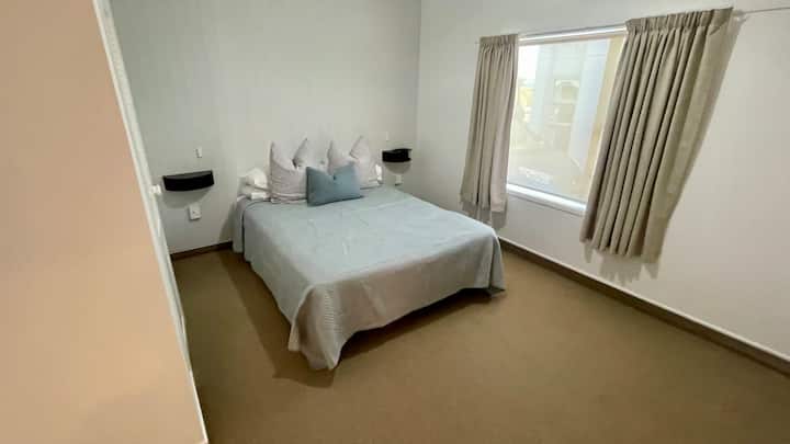 Ocean View 2 Bedroom House - 네이피어