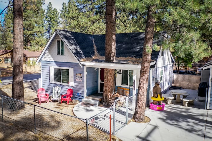 Storybook Lake Cottage - 12 Min Walk To Village - 