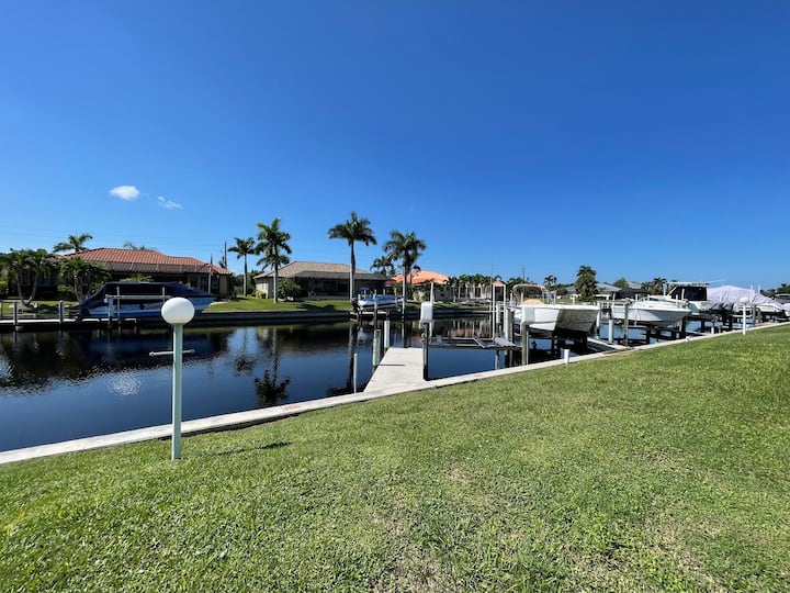 Come Home To Paradise Waterfront - Punta Gorda, FL