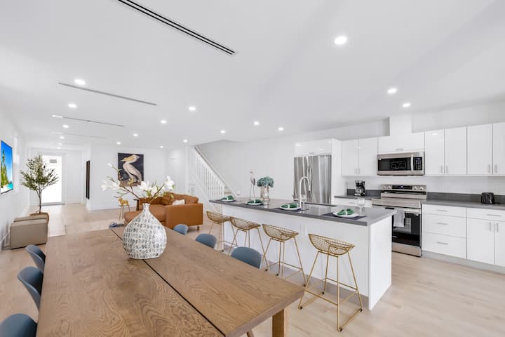 Up To 12 Guests! Modern Villa In Wynwood - マイアミ