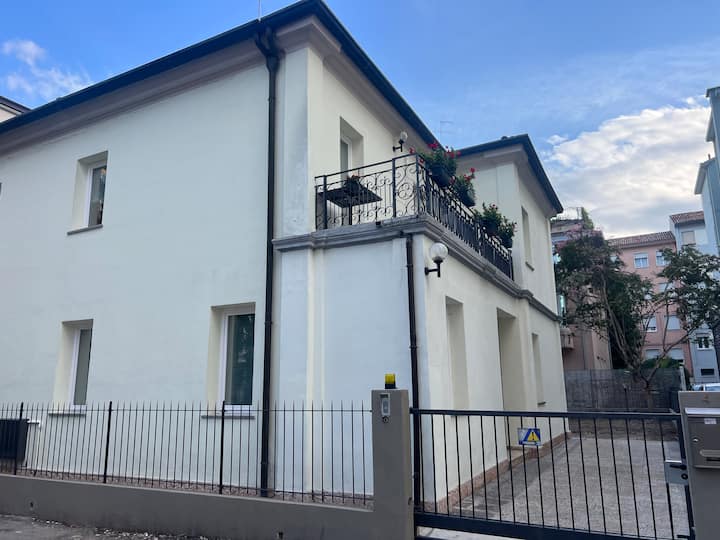 Casa Rapisardi - Mestre, Venise