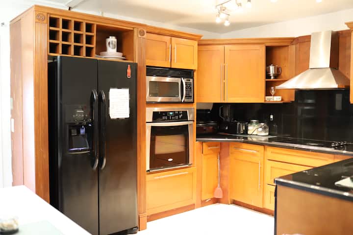 Room Spring - Boynton Beach, FL