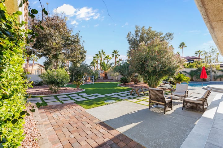 Gorgeous Family House.
15 Min To Strip (6 Bedroom - Las Vegas, NV