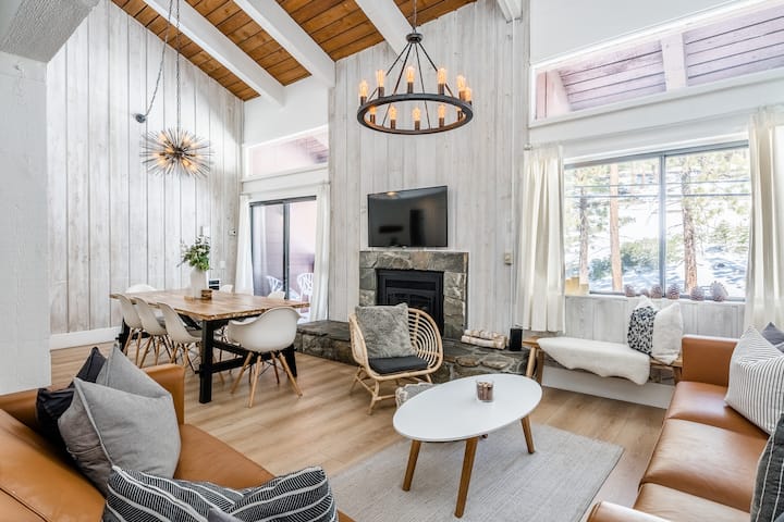 Shred Till Bed | Ski-in Walk-out To Canyon Lodge - Mammoth Mountain, CA