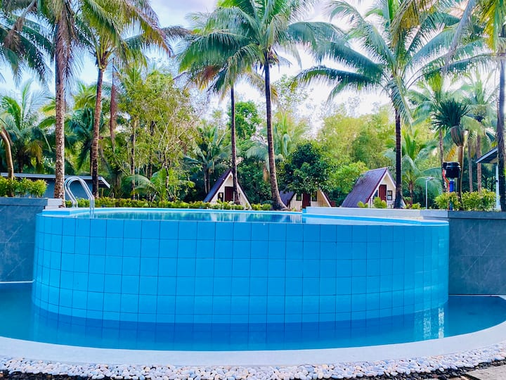 Zoe's Hidden Palm Resort - Sariaya