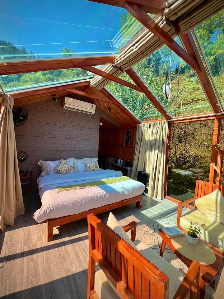 Dreamy Wood N Glass Cabin With Cafe In Forest - Manali