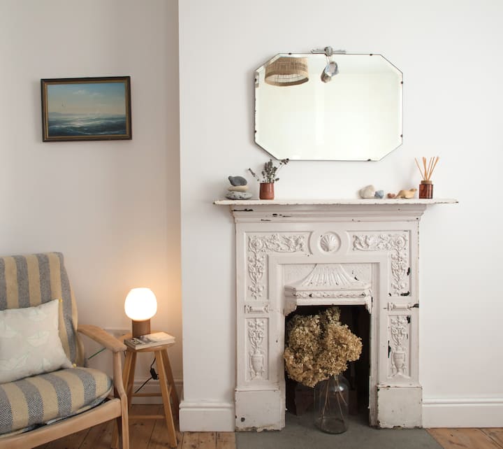 Shell Seekers Cottage - Spacious Home With Garden - Deal