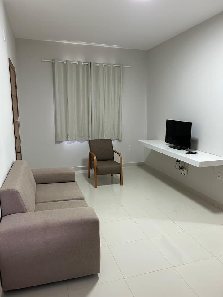 Apto Bem Localizado, Semanal E Mensal C/ Desconto - Montes Claros