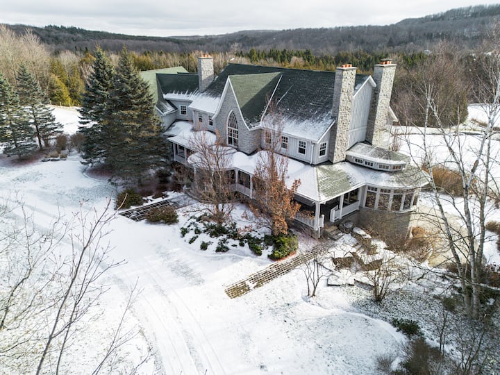 Pondside Estate - Shelburne