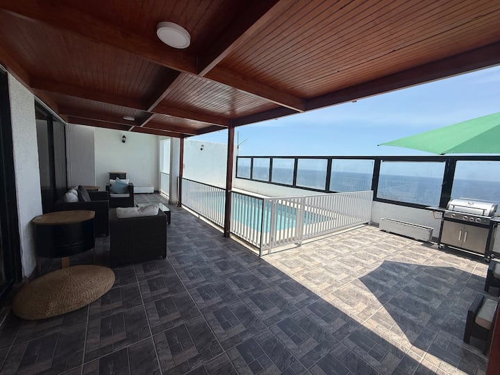 Casa Vista Al Mar Con Piscina - Iquique