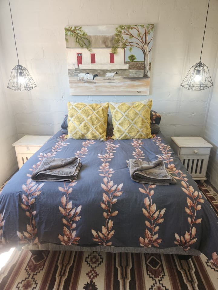 Volgenoeg Self Catering - Family Unit - Oudtshoorn