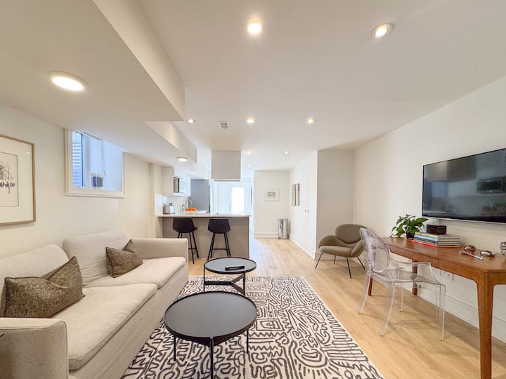 Summerhill Toronto Apartment - Toronto