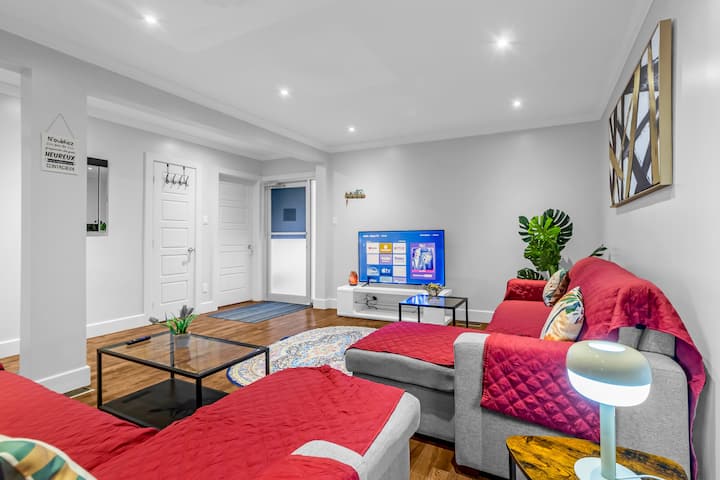 Amazing 3 Bedrooms Rosement - Montreal