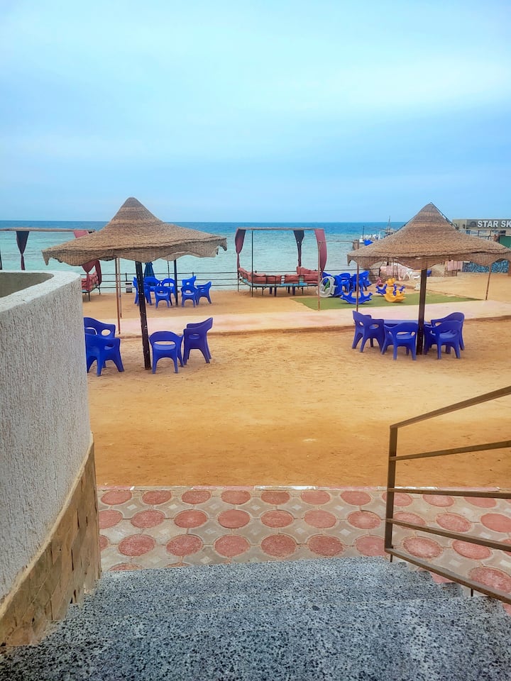 Private Beach Chalet, Sea View - Hurghada