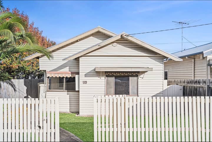 Pet Friendly Home Near Pako - Geelong