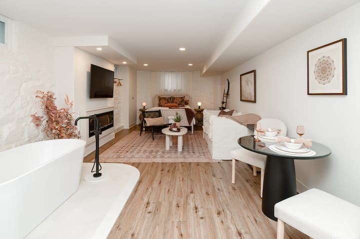 Serene Reverie Suite - Connecticut