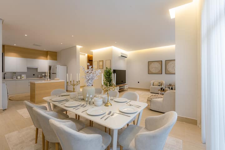 3br Elegant Apartment Direct View Of Kingdom Arena - Riyadh