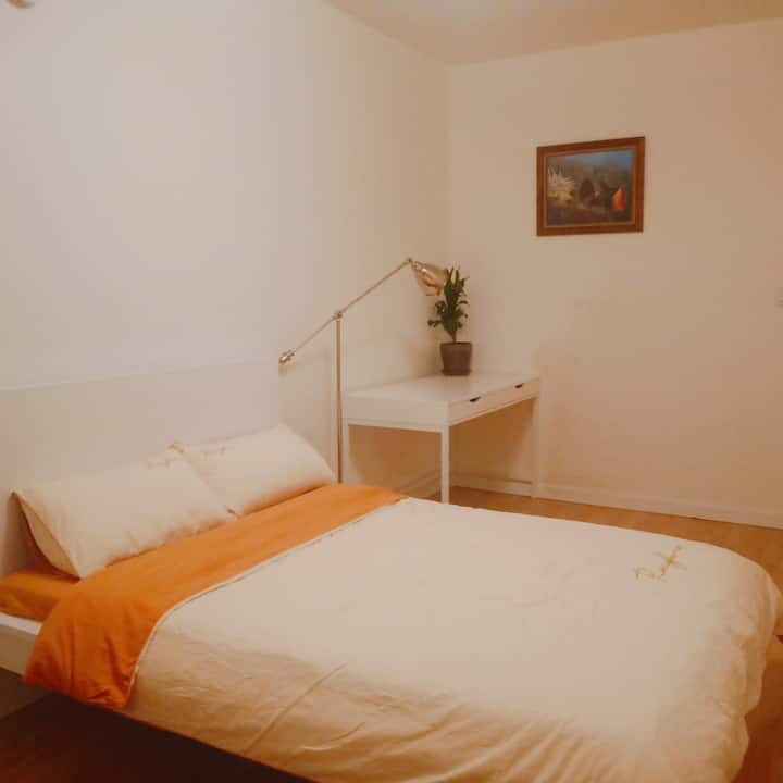 Warm Room In Shaughnessy - 밴쿠버