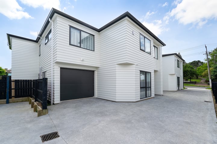 Cornwell Park Holiday Homes1 - Auckland