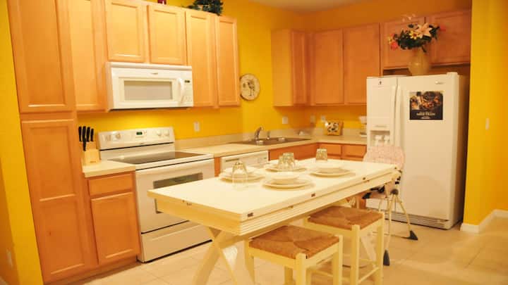 Spacious 4br By Disney – Family Fun Starts Here! - Kissimmee, FL
