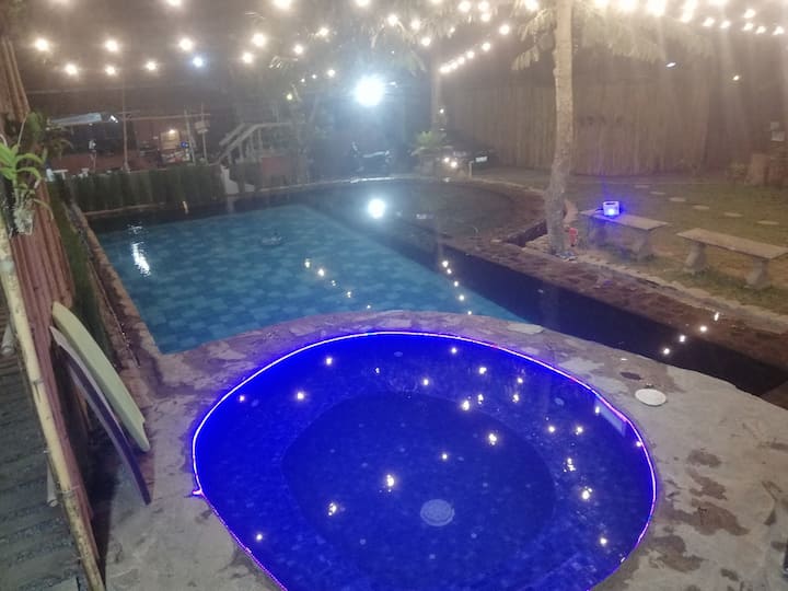 Private Pool/hot Jacuzzi 24/7 Silang Cavite - Dasmariñas
