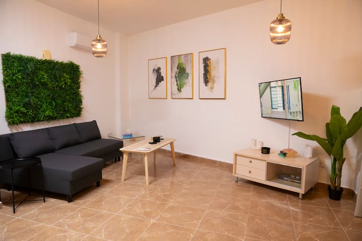 Estéa • Hera's Retreat | 50m To The Mall - Paphos