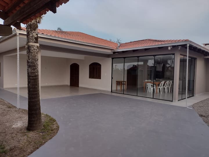 Casa Confortável 300m Da Praia! - Itapoá