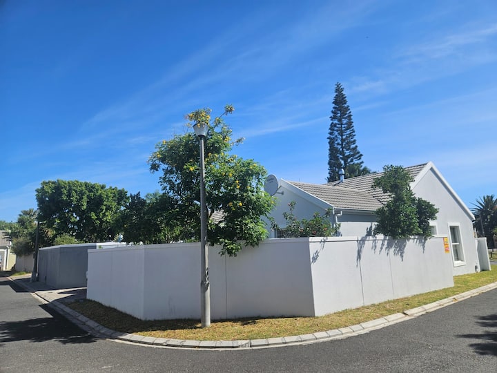 Cozy In Jenny Lane - Parklands