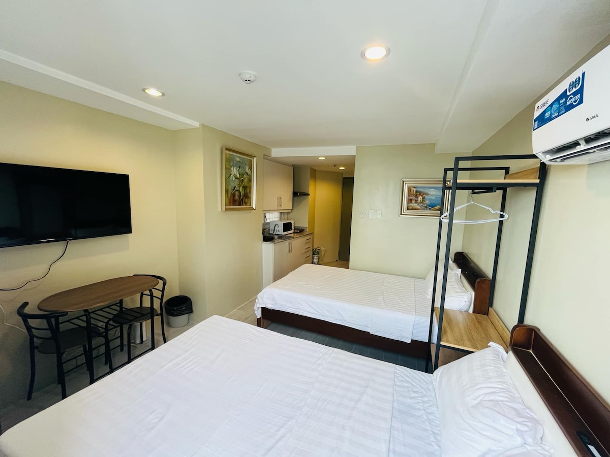 Acogedor estudio cerca de Ayala 1508 - Deptos. en complejo residencial ...