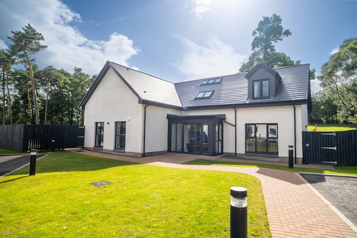 Oak Lodge - Balloch