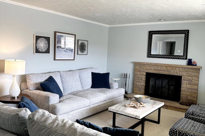 Mountain View Retreat Minutes To Slopes - Sandy, UT