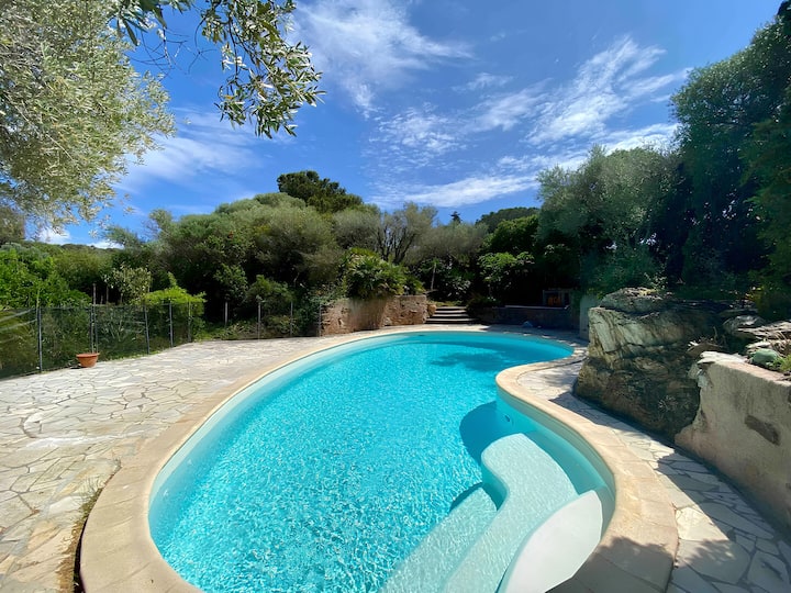 Villa Des ÎLes D’or - 14/pers -  Piscine & Vue Mer - Porquerolles
