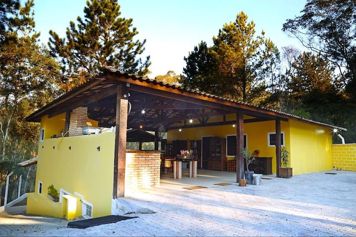 Casa Em Itapecerica Da Serra: Conforto E Lazer. - Cotia