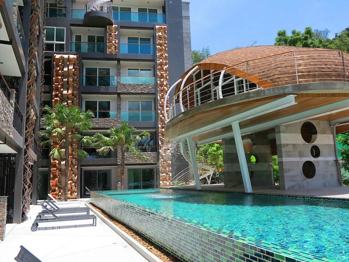 Modern Poolside Condo - Patong Beach