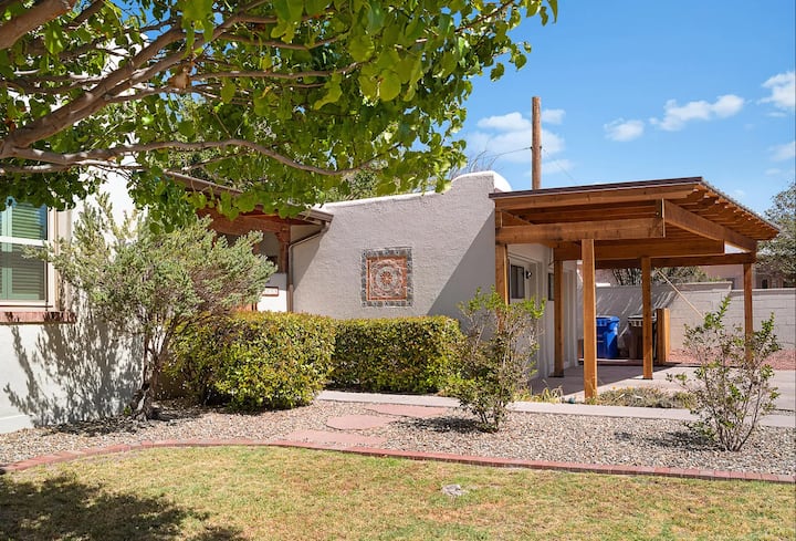 Downtown Charming Casita - Mesilla Valley Bosque State Park, Las Cruces