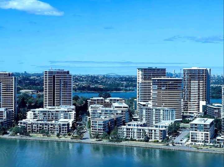 Stunning City And Bridge View 2 Bedroom Condo (P) - Parramatta