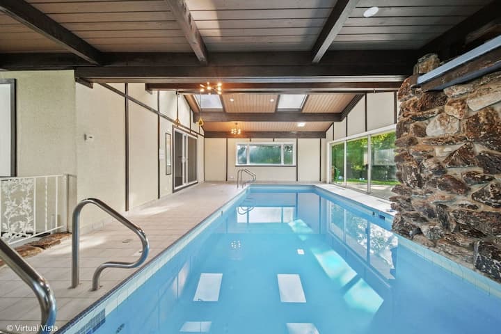 Sanitized Bsmt. W/ Sauna & Pool - Illinois