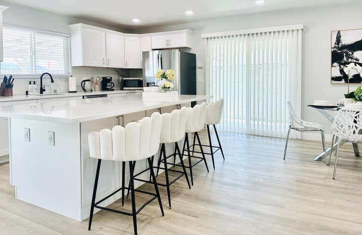 1 Story 3 Min To Strip Bbq Mini Golf Rv Parking - Las Vegas, NV