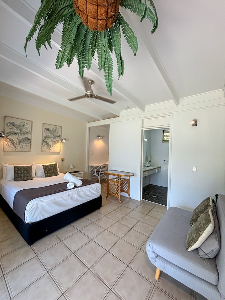 A Simple Stay At Amaroo - Townsville