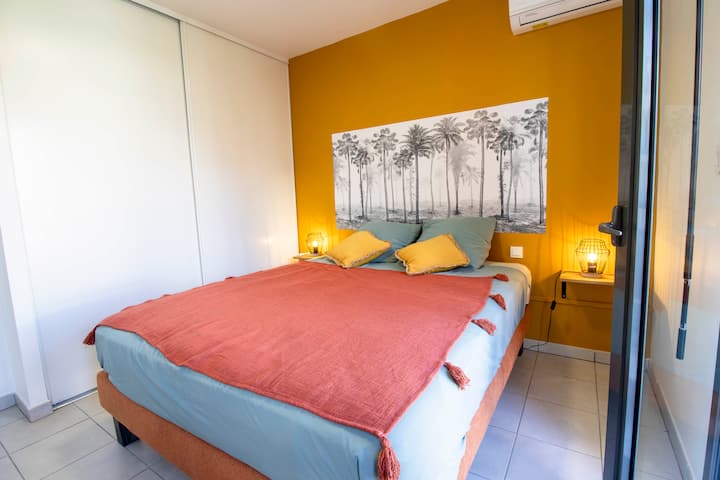 Kaz Lé Gaillar 100m De La Plage - Saint-Pierre